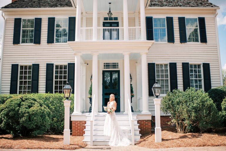Lacey's Bridal Portraits at the Sutherland | Meghan Rose Photography