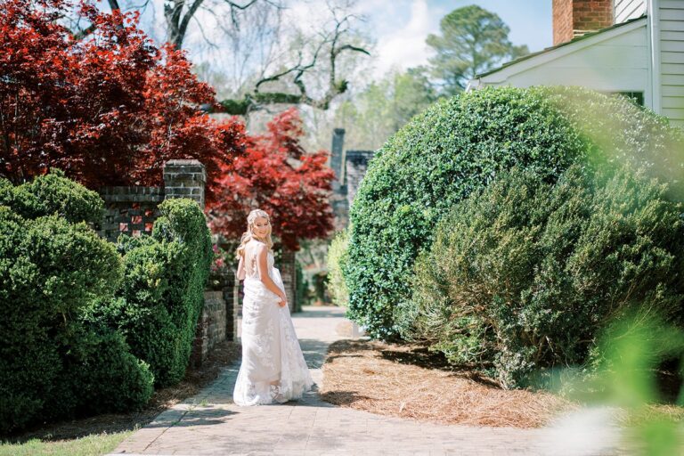 Lacey's Bridal Portraits at the Sutherland | Meghan Rose Photography