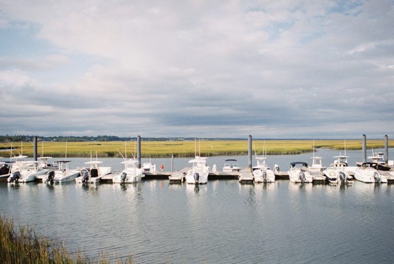 Figure 8 Island Wedding at the Yacht Club | Madde + Stephen